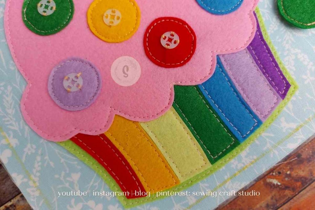 Giant Cupcake Color Match Quiet Book Pattern & Tutorial - Sewing Craft ...